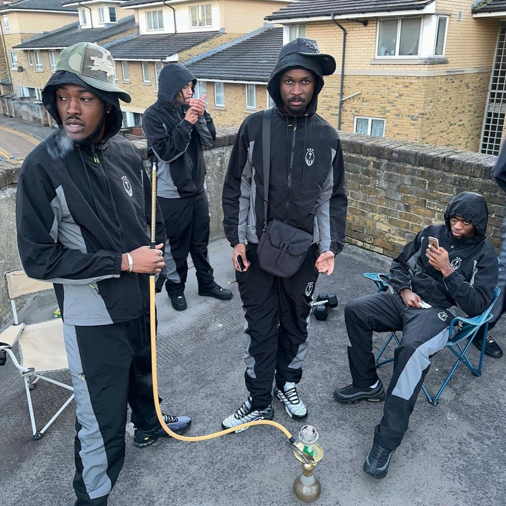 Trapstar Irongate T Crest Hooded Tracksuit - Black / Grey